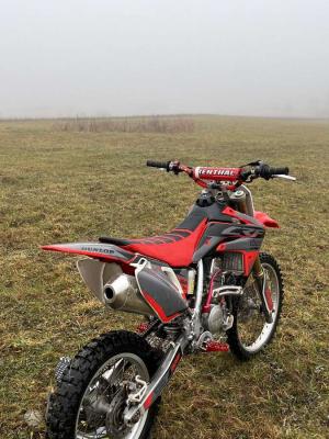 Honda CRF 2007 Viļņa, ar dzinēja tilpumu 0.15 L un nobraukumu 10 tūkst. km par 2300 €, foto 7 vietnē AUTOMOTO.COM.LV