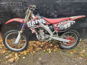 Honda CRF 2008 Saldus, ar dzinēja tilpumu 0.25 L un nobraukumu 0 tūkst. km par 2200 €, foto  vietnē AUTOMOTO.COM.LV