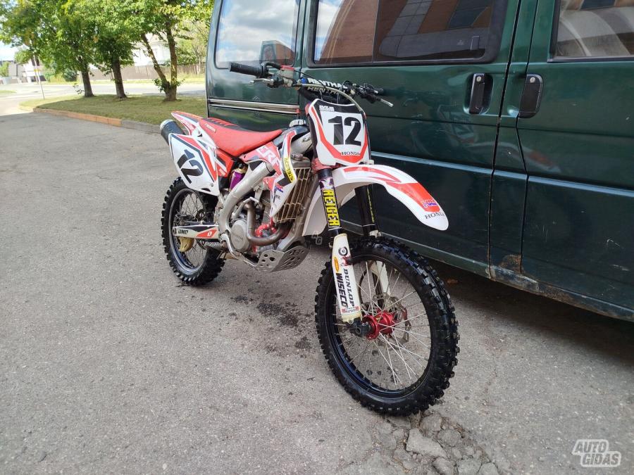Honda CRF 2008 Šauļi, ar dzinēja tilpumu 0.45 L un nobraukumu 0 tūkst. km par 2000 €, foto 1 vietnē AUTOMOTO.COM.LV