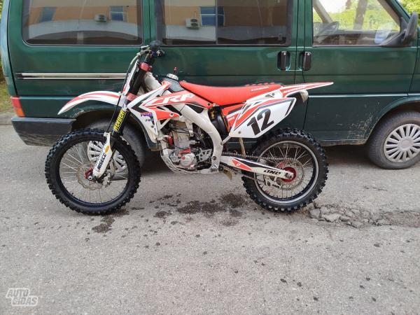 Honda CRF 2008 Šauļi, ar dzinēja tilpumu 0.45 L un nobraukumu 0 tūkst. km par 2000 €, foto 5 vietnē AUTOMOTO.COM.LV