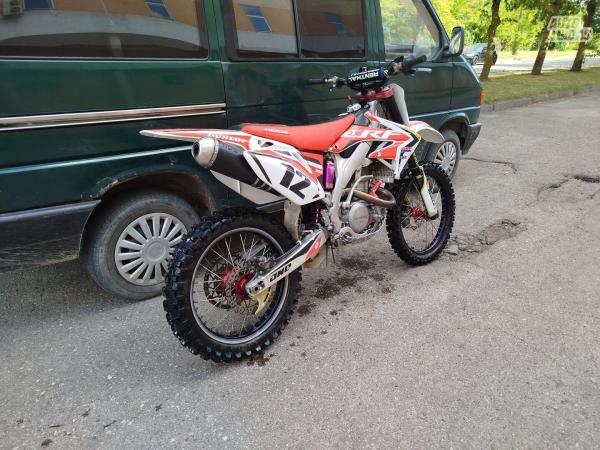 Honda CRF 2008 Šauļi, ar dzinēja tilpumu 0.45 L un nobraukumu 0 tūkst. km par 2000 €, foto 4 vietnē AUTOMOTO.COM.LV