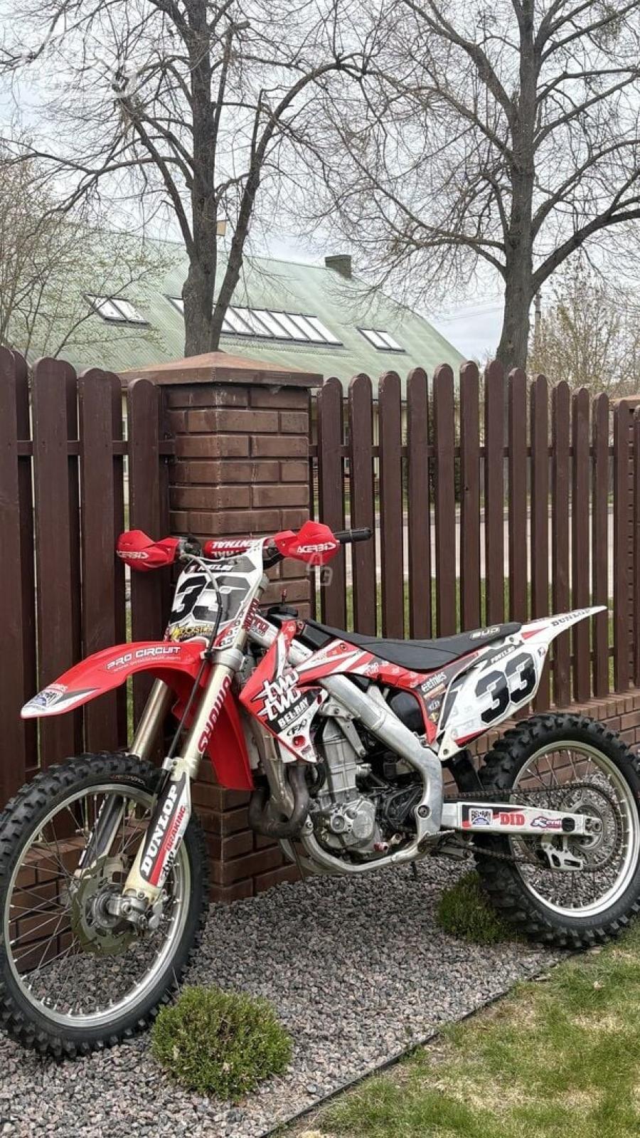 Honda CRF 2009 Kaišiadorys, ar dzinēja tilpumu 0.00 L un nobraukumu 0 tūkst. km par 2400 €, foto 4 vietnē AUTOMOTO.COM.LV