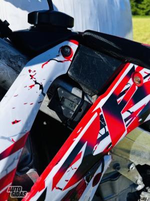 Хонда CRF 2012 в Шилале, объемом двигателя 0.45 л и пробегом 15 тыс. км за 2200 €, фото 7 на AUTOMOTO.COM.LV