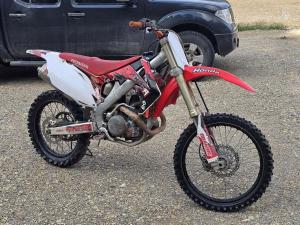 Honda CRF 2012 in Siauliai, with an engine capacity of 0.45 L and mileage of 0 thousand km for 2250 €, photo 7 on AUTOMOTO.COM.LV