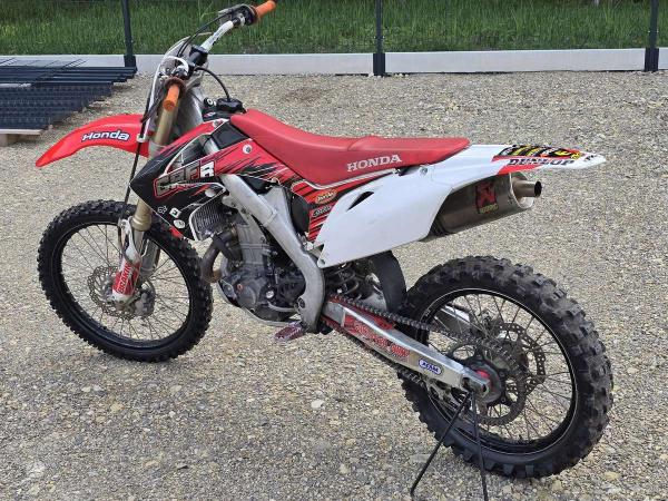 Honda CRF 2012 in Siauliai, with an engine capacity of 0.45 L and mileage of 0 thousand km for 2250 €, photo 3 on AUTOMOTO.COM.LV