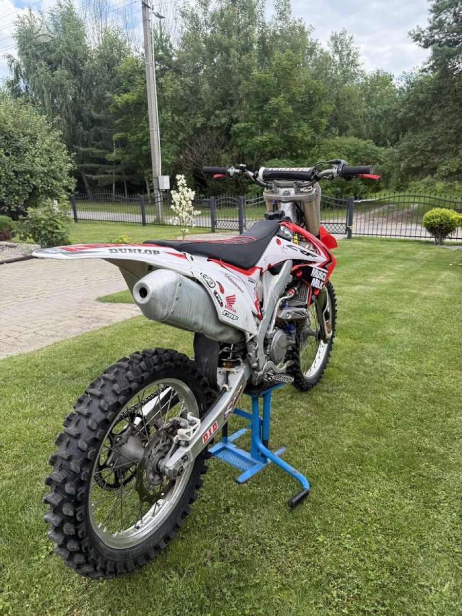 Хонда CRF 2012 в Кедайняй, объемом двигателя 0.45 л и пробегом 0 тыс. км за 2200 €, фото 3 на AUTOMOTO.COM.LV
