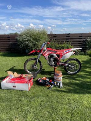 Honda CRF 2015 in Klaipeda, with an engine capacity of 0.25 L and mileage of 0 thousand km for 2500 €, photo 5 on AUTOMOTO.COM.LV
