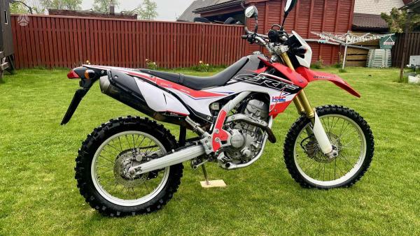 Honda CRF 2015 in Marijampole, with an engine capacity of 0.25 L and mileage of 51 thousand km for 2850 €, photo 1 on AUTOMOTO.COM.LV