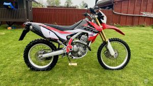 Honda CRF 2015 in Marijampole, with an engine capacity of 0.25 L and mileage of 51 thousand km for 2850 €, photo 11 on AUTOMOTO.COM.LV