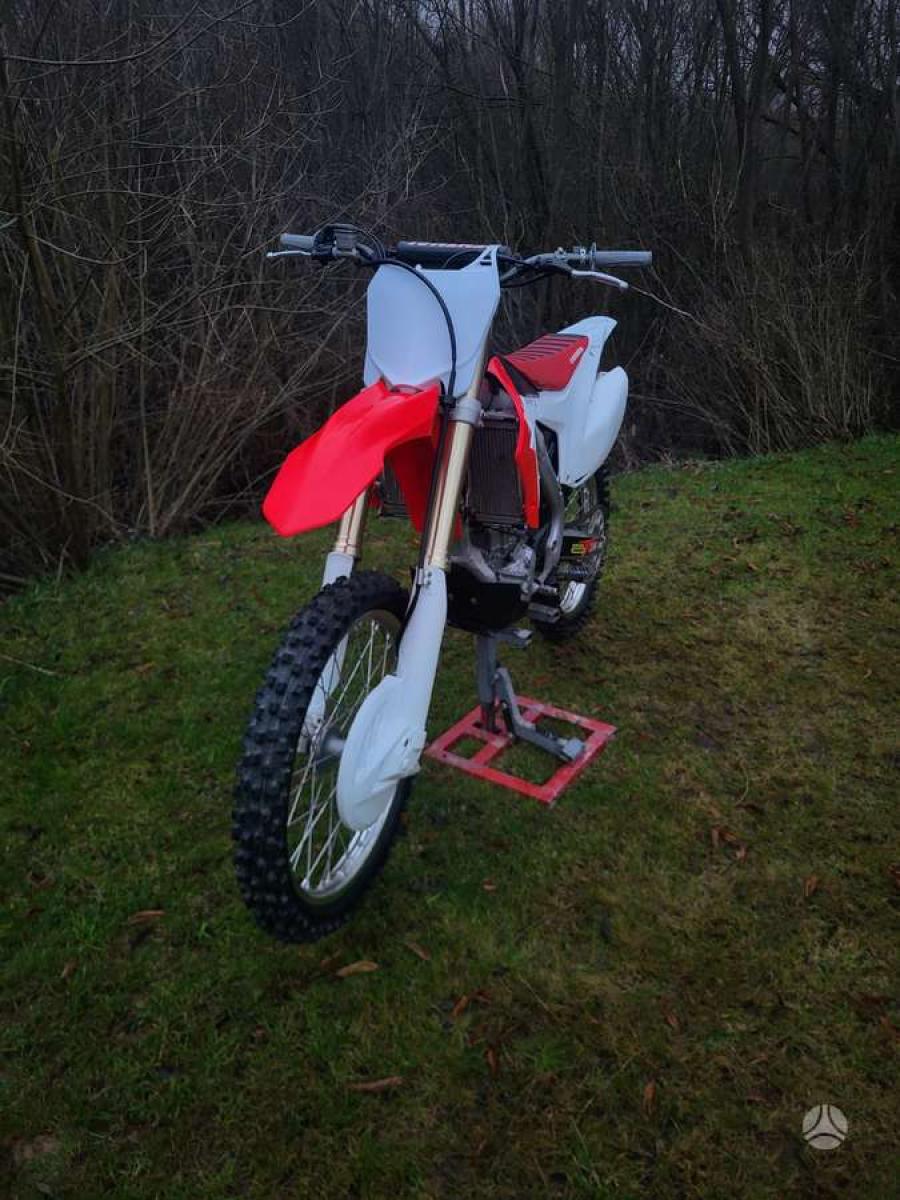 Honda CRF 2016 in Kaunas, with an engine capacity of 0.25 L and mileage of 10 thousand km for 2500 €, photo 13 on AUTOMOTO.COM.LV
