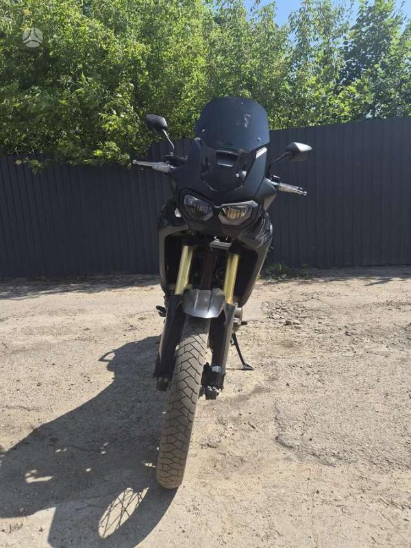 Honda CRF 2016 in Vilnius, with an engine capacity of 1.00 L and mileage of 25 thousand km for 5800 €, photo 8 on AUTOMOTO.COM.LV