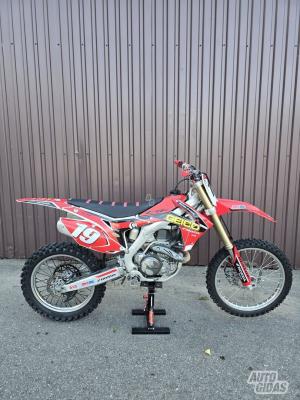 Хонда CRF 2016 в Вильнюс, объемом двигателя 0.45 л и пробегом 0 тыс. км за 2600 €, фото 5 на AUTOMOTO.COM.LV