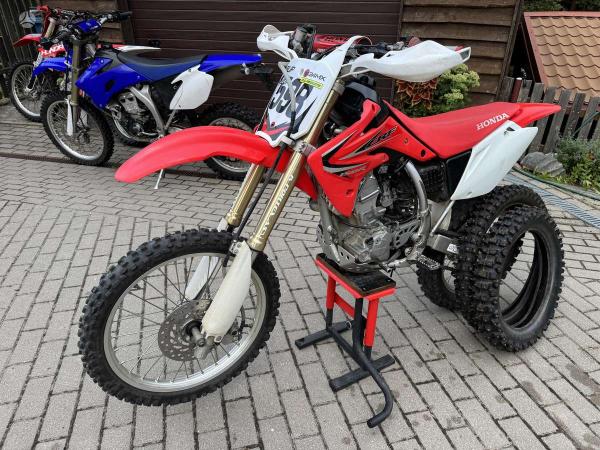 Honda CRF 2016 in Kaunas on AUTOMOTO.COM.LV Honda CRF 2016 in Kaunas, with an engine capacity of 0.15 L and mileage of 0 thousand km for 3200 €, photo 4 on AUTOMOTO.COM.LV
