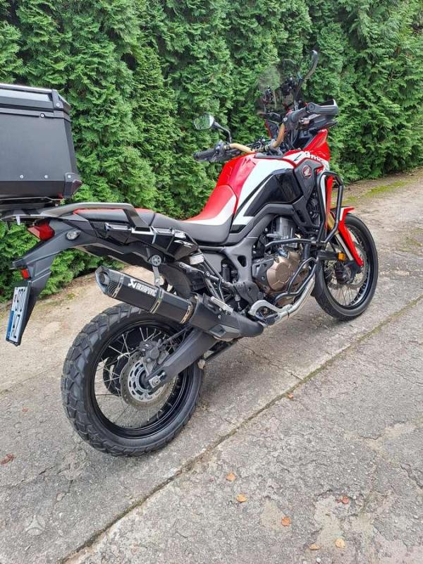 Honda CRF 2016 in Telschi, with an engine capacity of 1.00 L and mileage of 36 thousand km for 8300 €, photo 7 on AUTOMOTO.COM.LV