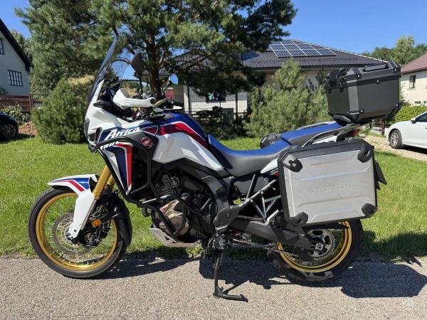 Хонда CRF 2017 в Вильнюс, объемом двигателя 1.00 л и пробегом 33 тыс. км за 8900 €, фото 1 на AUTOMOTO.COM.LV