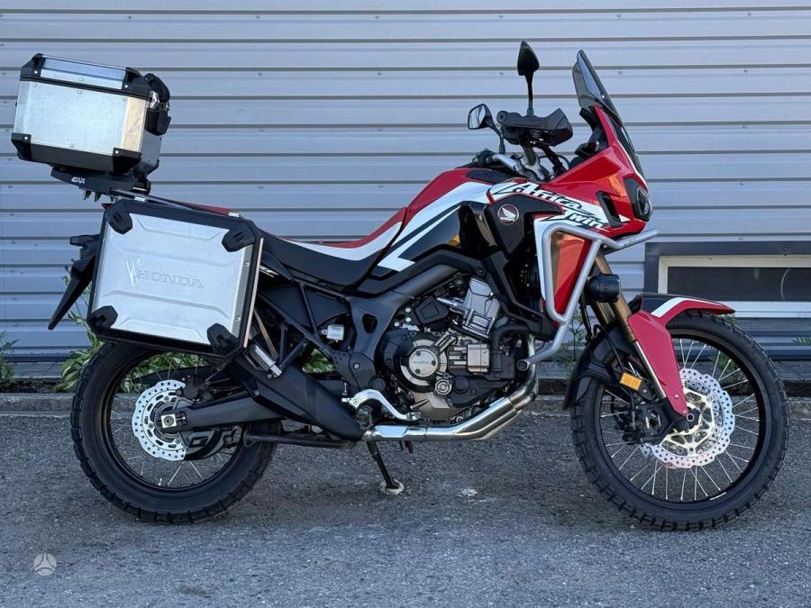 Honda CRF 2018 in Ukmerge, with an engine capacity of 1.00 L and mileage of 48 thousand km for 8950 €, photo 6 on AUTOMOTO.COM.LV