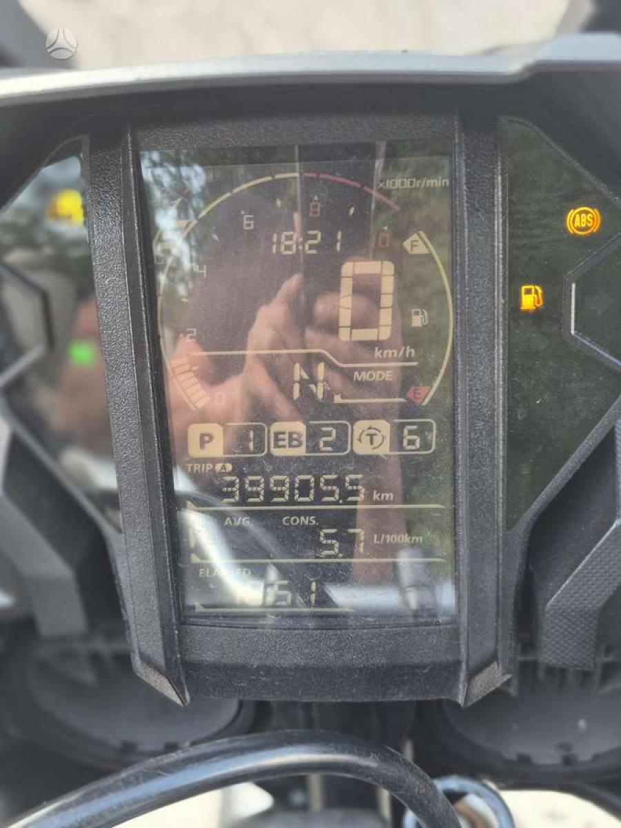 Хонда CRF 2018 в Вильнюс, объемом двигателя 1.00 л и пробегом 40 тыс. км за 7500 €, фото 6 на AUTOMOTO.COM.LV