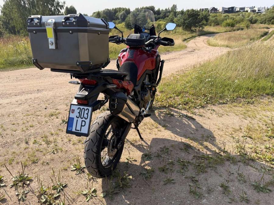 Хонда CRF 2018 в Вильнюс, объемом двигателя 1.00 л и пробегом 86 тыс. км за 7950 €, фото 7 на AUTOMOTO.COM.LV
