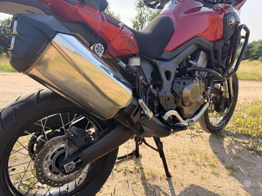 Хонда CRF 2018 в Вильнюс, объемом двигателя 1.00 л и пробегом 86 тыс. км за 7950 €, фото 8 на AUTOMOTO.COM.LV