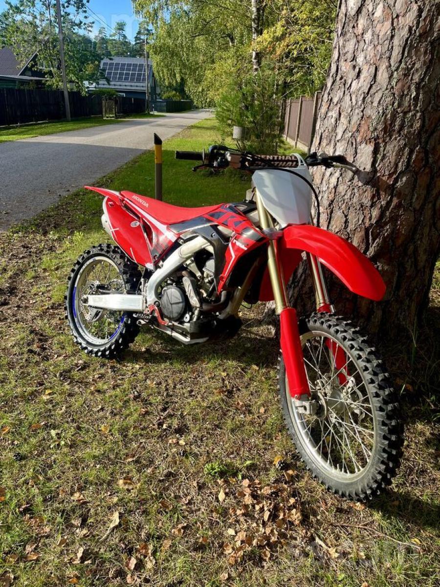 Honda CRF 2018 in Riga, with an engine capacity of 0.45 L and mileage of 0 thousand km for 3000 €, photo 1 on AUTOMOTO.COM.LV