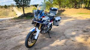 Honda CRF 2019 in Vilnius, with an engine capacity of 1.00 L and mileage of 32 thousand km for 9800 €, photo  on AUTOMOTO.COM.LV