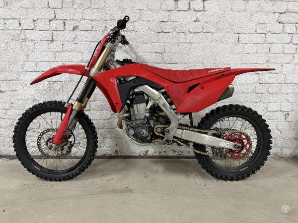 Хонда CRF 2019 в Рокишкис, объемом двигателя 0.45 л и пробегом 0 тыс. км за 3300 €, фото 3 на AUTOMOTO.COM.LV