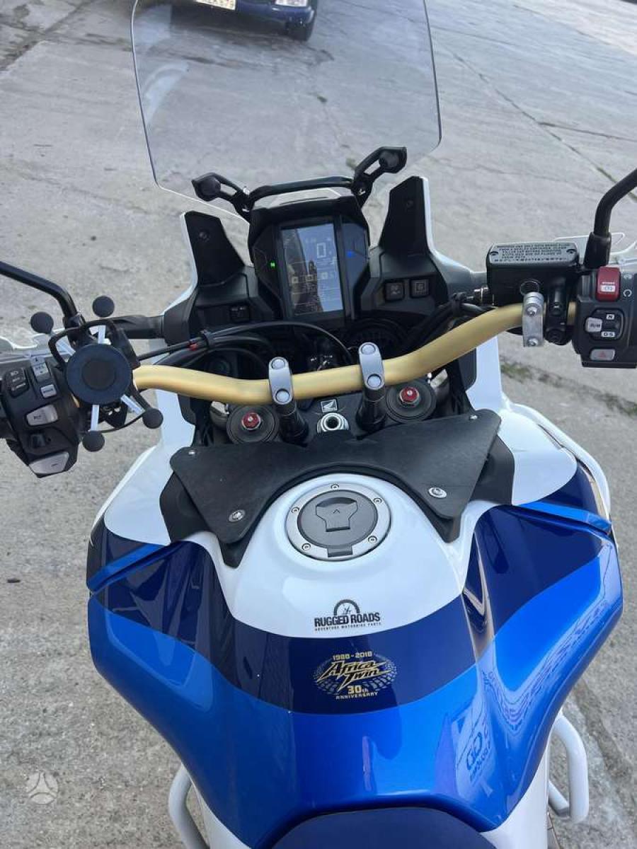 Honda CRF 2019 in Siauliai, with an engine capacity of 1.00 L and mileage of 22 thousand km for 9800 €, photo 12 on AUTOMOTO.COM.LV
