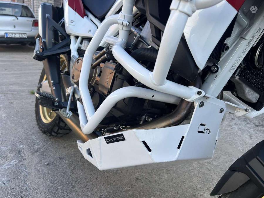 Honda CRF 2019 in Siauliai, with an engine capacity of 1.00 L and mileage of 22 thousand km for 9800 €, photo 13 on AUTOMOTO.COM.LV