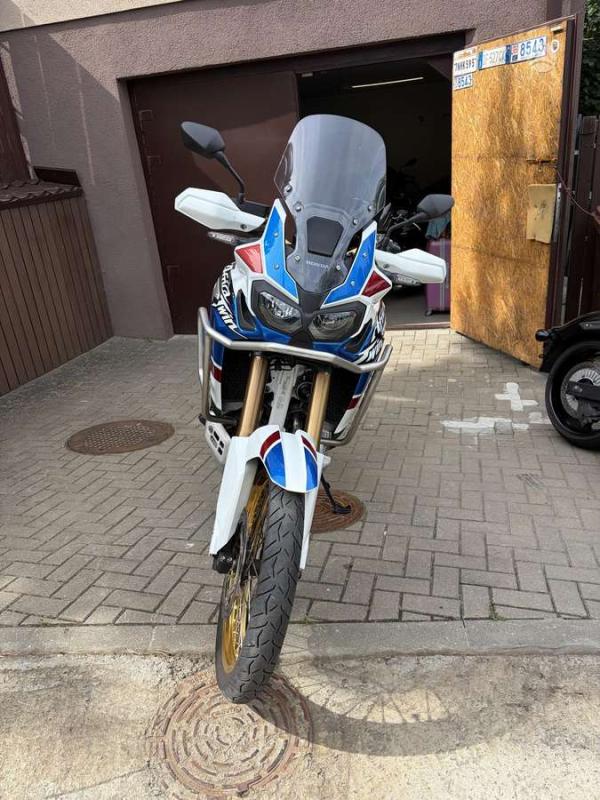 Honda CRF 2019 in Vilnius, with an engine capacity of 1.00 L and mileage of 55 thousand km for 8600 €, photo 1 on AUTOMOTO.COM.LV