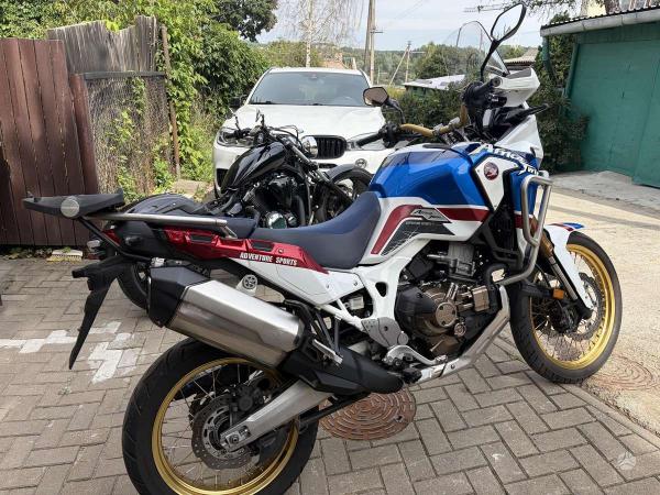 Honda CRF 2019 in Vilnius, with an engine capacity of 1.00 L and mileage of 55 thousand km for 8600 €, photo 4 on AUTOMOTO.COM.LV