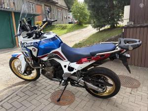 Honda CRF 2019 in Vilnius, with an engine capacity of 1.00 L and mileage of 55 thousand km for 8600 €, photo 6 on AUTOMOTO.COM.LV