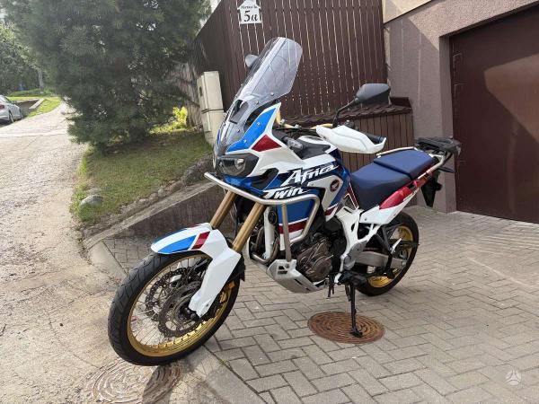 Honda CRF 2019 in Vilnius, with an engine capacity of 1.00 L and mileage of 55 thousand km for 8600 €, photo 7 on AUTOMOTO.COM.LV