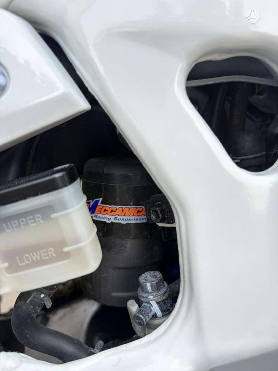 Honda CRF 2019 in Vilnius, with an engine capacity of 1.00 L and mileage of 55 thousand km for 8600 €, photo 10 on AUTOMOTO.COM.LV