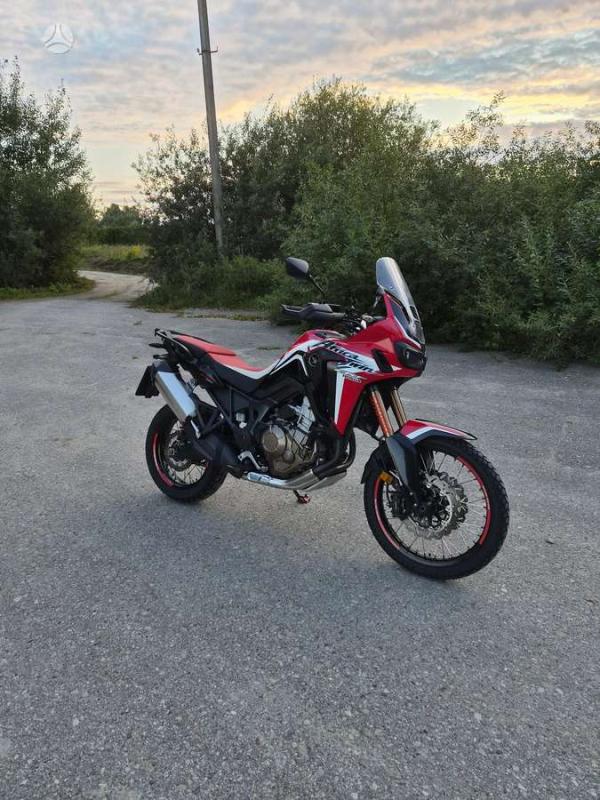 Honda CRF 2019 in Ukmerge, with an engine capacity of 1.00 L and mileage of 51 thousand km for 8400 €, photo 1 on AUTOMOTO.COM.LV