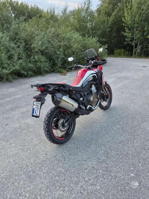 Honda CRF 2019 in Ukmerge, with an engine capacity of 1.00 L and mileage of 51 thousand km for 8400 €, photo 3 on AUTOMOTO.COM.LV