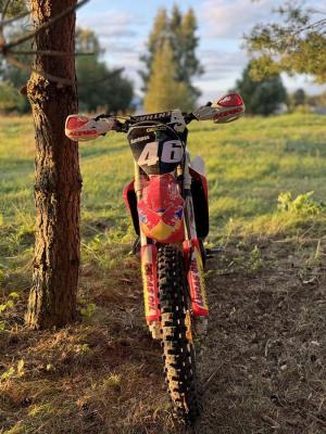 Honda CRF 2019 in Raseiniai, with an engine capacity of 0.45 L and mileage of 0 thousand km for 3500 €, photo 4 on AUTOMOTO.COM.LV