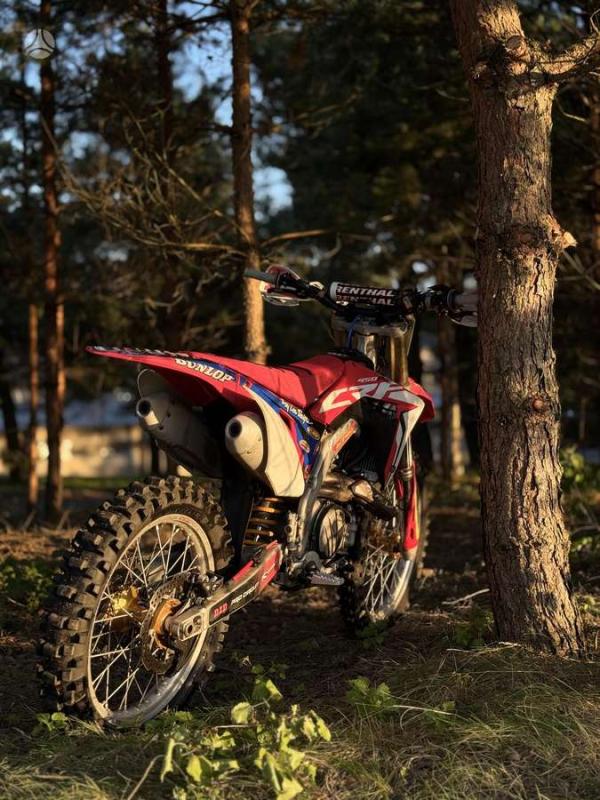 Honda CRF 2019 in Raseiniai, with an engine capacity of 0.45 L and mileage of 0 thousand km for 3500 €, photo 6 on AUTOMOTO.COM.LV
