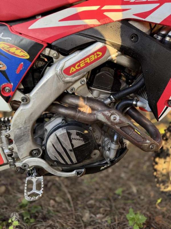 Honda CRF 2019 in Raseiniai, with an engine capacity of 0.45 L and mileage of 0 thousand km for 3500 €, photo 8 on AUTOMOTO.COM.LV