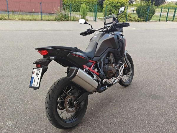 Honda CRF 2020 in Vilnius, with an engine capacity of 1.10 L and mileage of 31 thousand km for 9800 €, photo 5 on AUTOMOTO.COM.LV