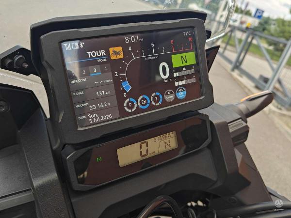 Honda CRF 2020 in Vilnius, with an engine capacity of 1.10 L and mileage of 31 thousand km for 9800 €, photo 9 on AUTOMOTO.COM.LV