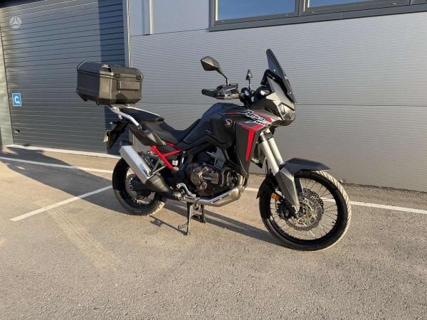 Honda CRF 2020 in Kaunas, with an engine capacity of 1.10 L and mileage of 27 thousand km for 9800 €, photo 1 on AUTOMOTO.COM.LV