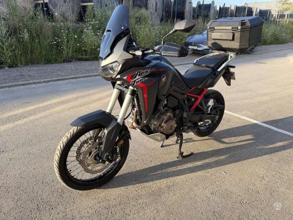 Honda CRF 2020 in Kaunas, with an engine capacity of 1.10 L and mileage of 27 thousand km for 9800 €, photo 4 on AUTOMOTO.COM.LV