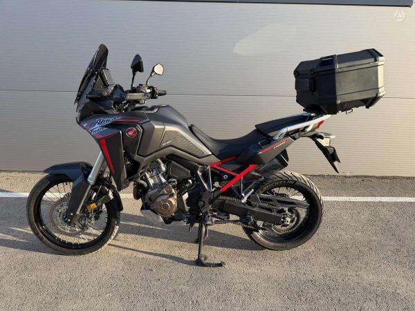 Honda CRF 2020 in Kaunas, with an engine capacity of 1.10 L and mileage of 27 thousand km for 9800 €, photo 6 on AUTOMOTO.COM.LV