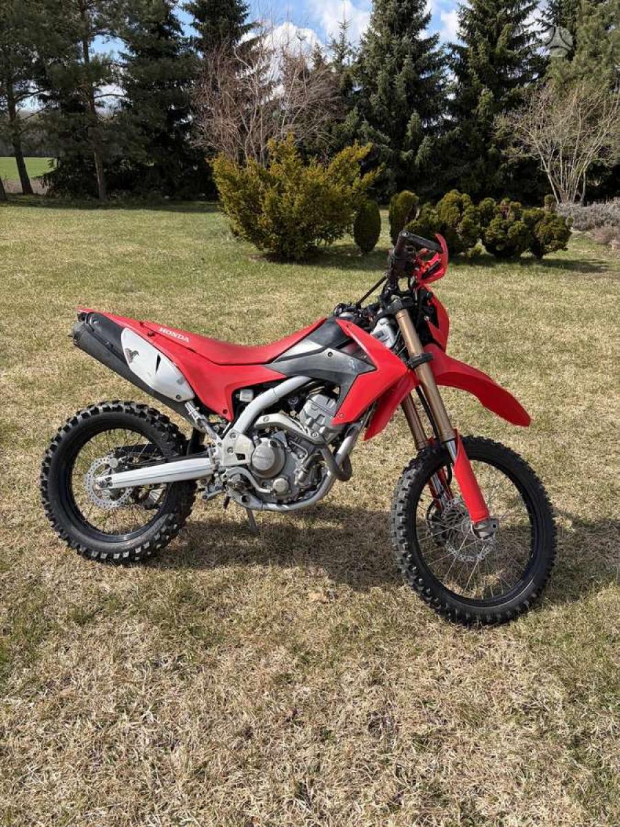 Honda CRF 2020 Kauņa, ar dzinēja tilpumu 0.25 L un nobraukumu 18 tūkst. km par 2400 €, foto 1 vietnē AUTOMOTO.COM.LV