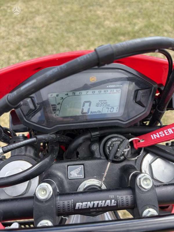 Honda CRF 2020 in Kaunas, with an engine capacity of 0.25 L and mileage of 18 thousand km for 2400 €, photo 5 on AUTOMOTO.COM.LV