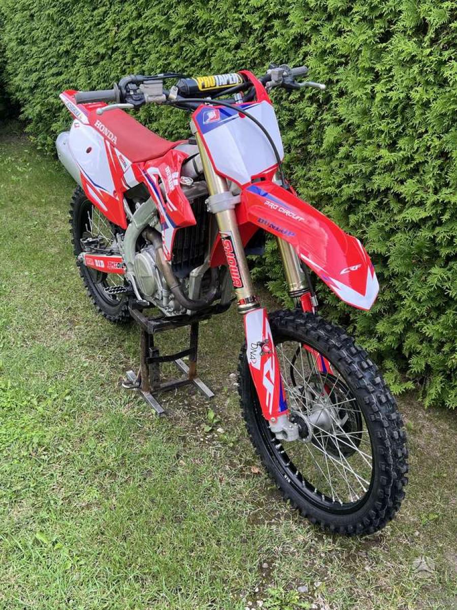 Honda CRF 2021 in Kaunas, with an engine capacity of 0.45 L and mileage of 0 thousand km for 4500 €, photo 3 on AUTOMOTO.COM.LV