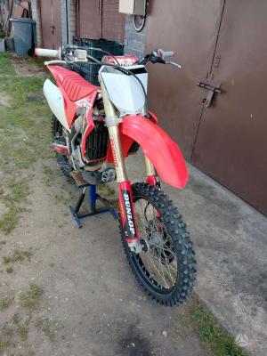 Хонда CRF 2021 в Каунас, объемом двигателя 0.25 л и пробегом 0 тыс. км за 4000 €, фото 4 на AUTOMOTO.COM.LV