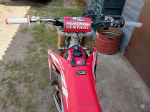 Хонда CRF 2021 в Каунас, объемом двигателя 0.25 л и пробегом 0 тыс. км за 4000 €, фото 6 на AUTOMOTO.COM.LV