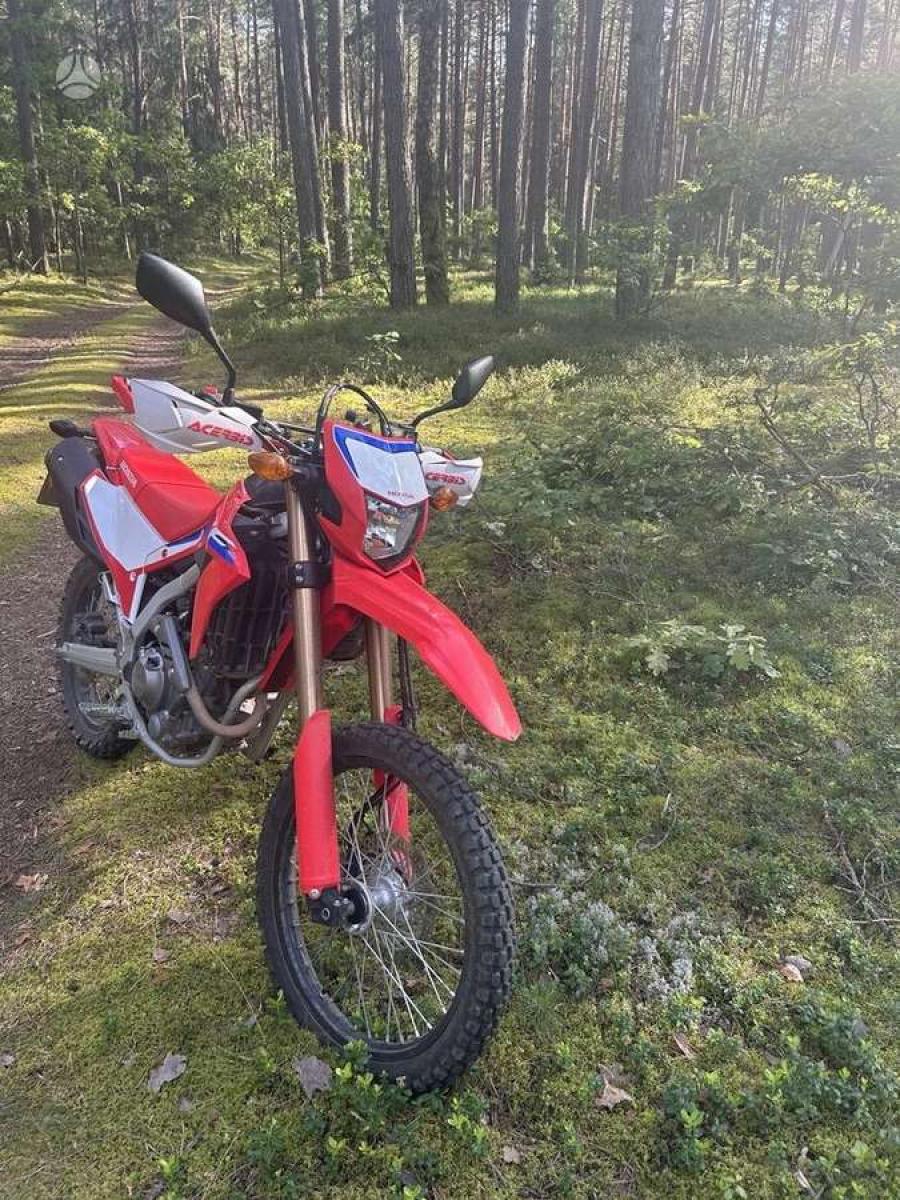 Honda CRF 2021 in Vilnius, with an engine capacity of 0.30 L and mileage of 4 thousand km for 4650 €, photo 1 on AUTOMOTO.COM.LV