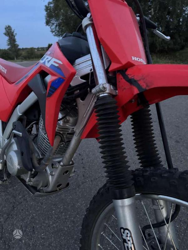 Хонда CRF 2023 в Паневежис, объемом двигателя 0.13 л и пробегом 0 тыс. км за 2450 €, фото 3 на AUTOMOTO.COM.LV